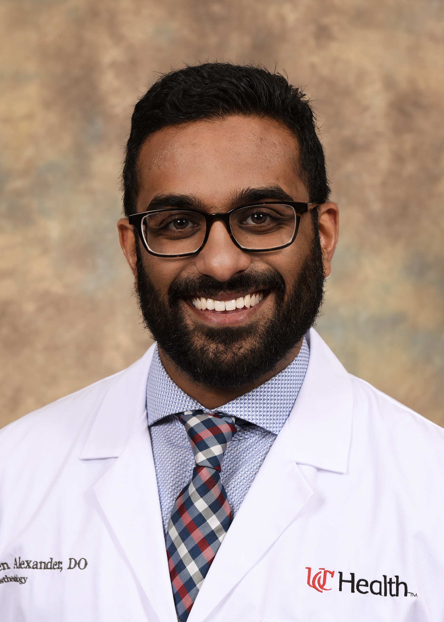 Meet our Residents | Residency Program | Anesthesiology | COM